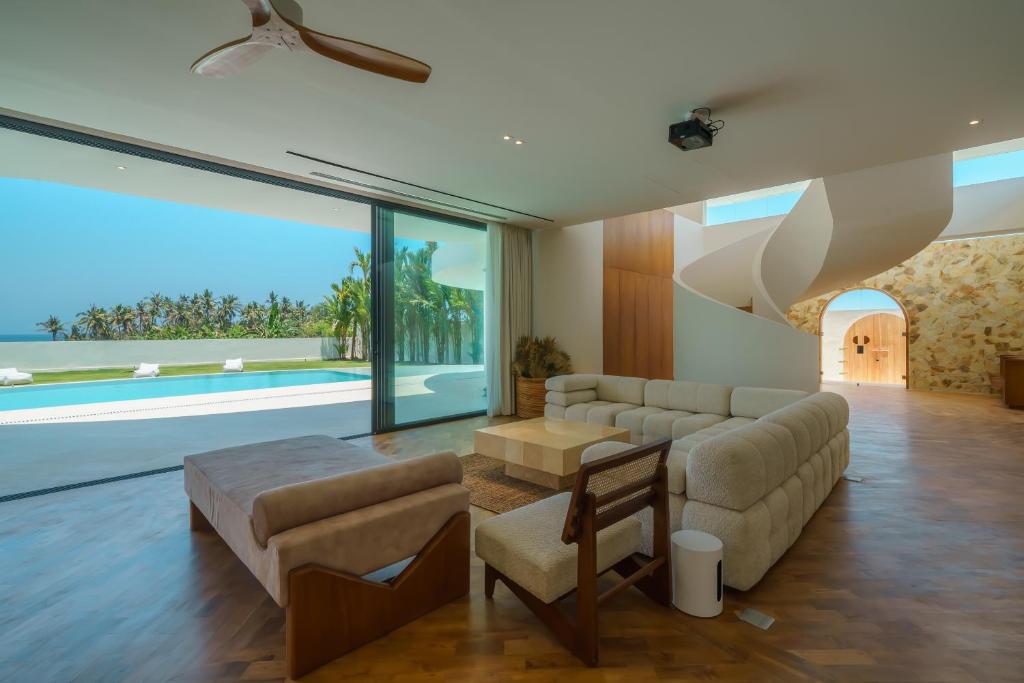 Portofolio - Yanis Gallery